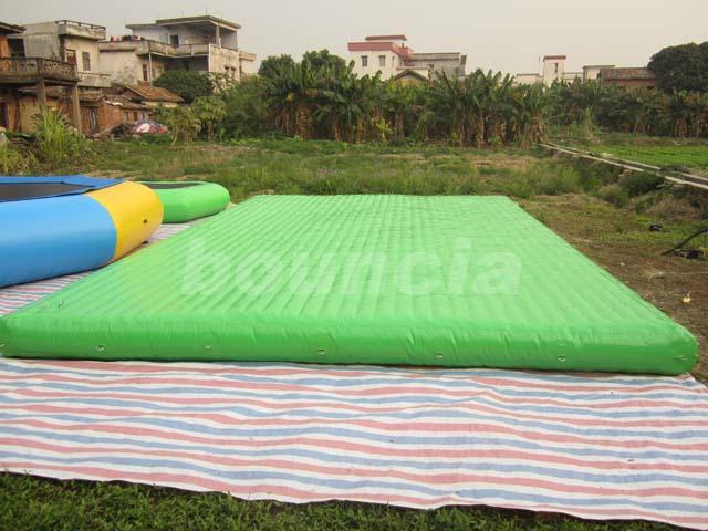 Durable PVC Tarpaulin Inflatable Water Sport Bridge Uesd In Water Park