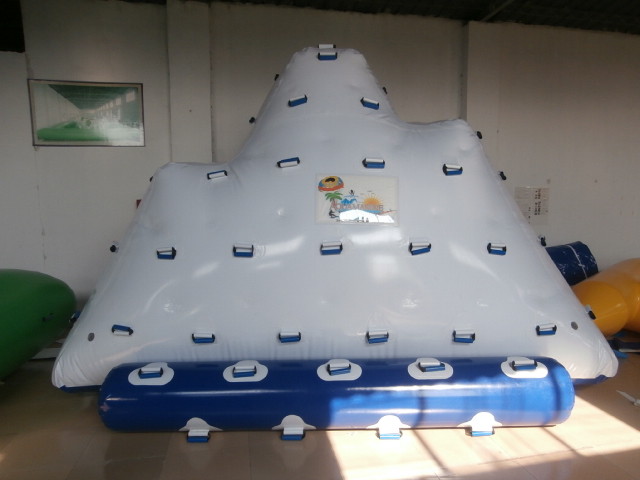 2 Sides Climbing Inflatable Floating Iceberg For Hotel Or Family Pool